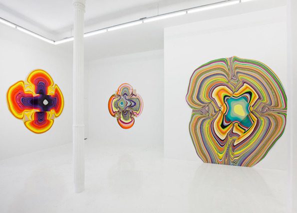 "Beautiful, flow-triumphant Pour Paintings by Holton Rower on show in ...
